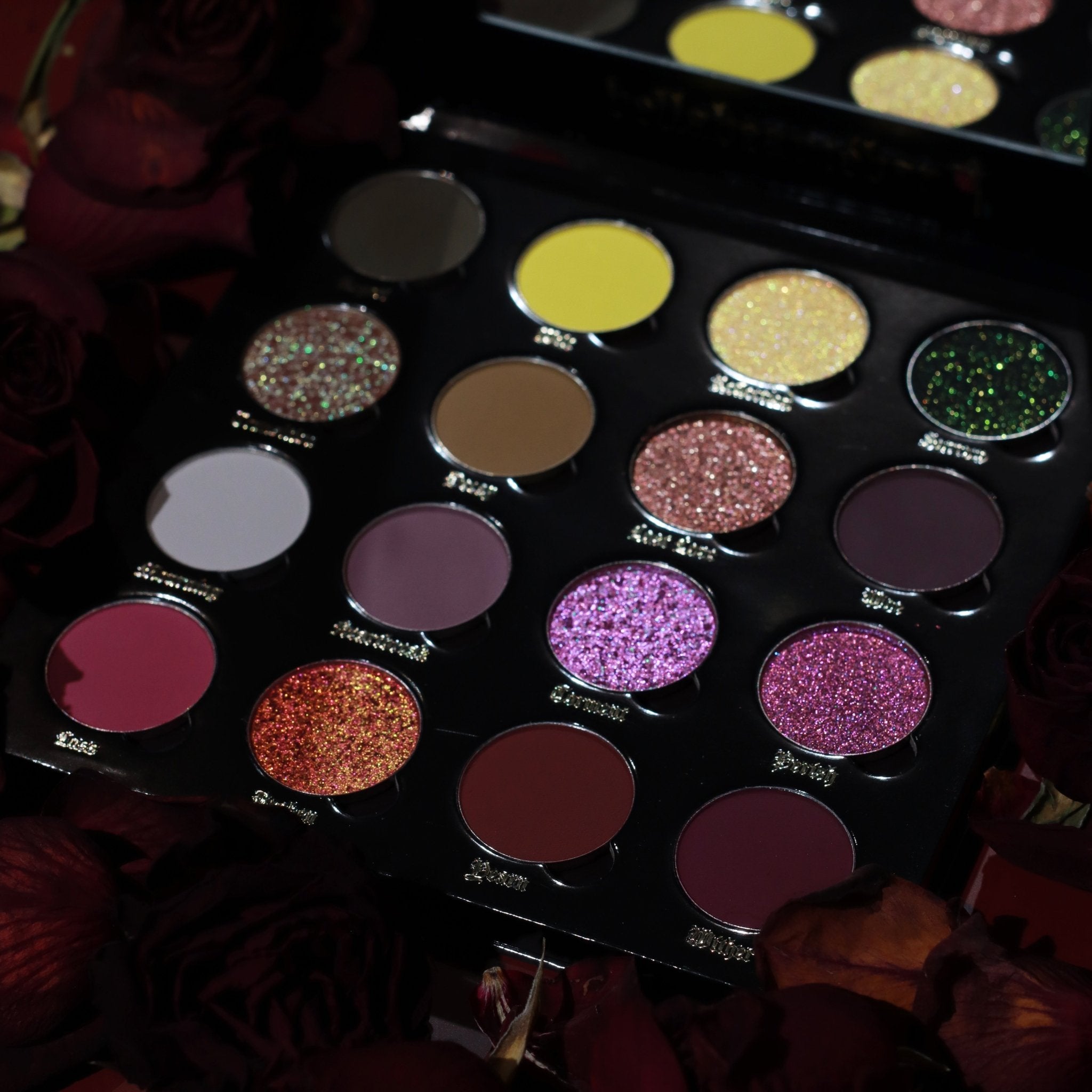 Dead Roses 2 Eyeshadow Palette – Monolith Shop GmbH